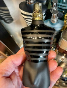 Le Male Elixir Vs Le Male Le Parfum [Tested & Analyzed]